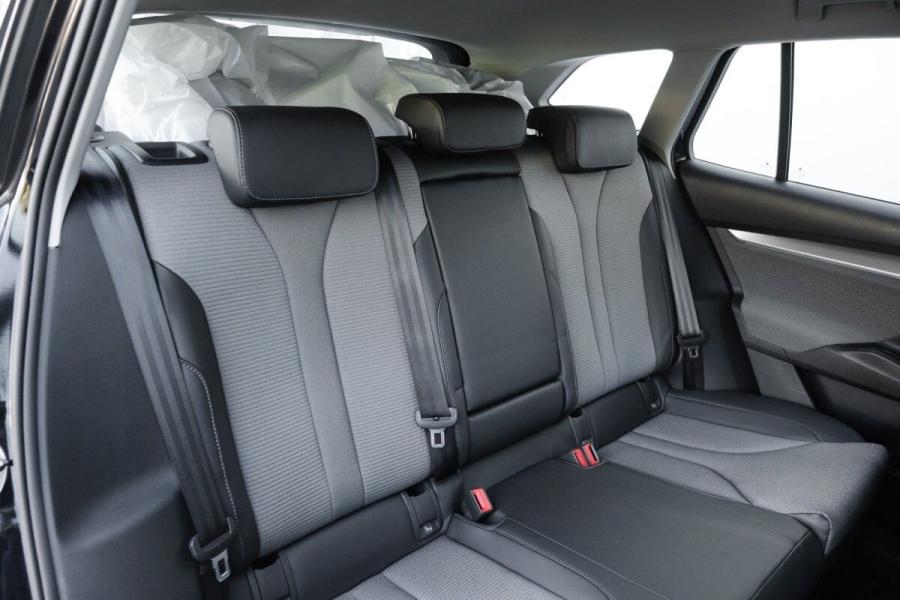 Melns Skoda Enyaq 2023 Rīga, ar dzinēja tilpumu 0.00 L un nobraukumu 102 tūkst. km par 31500 €, foto 10 vietnē AUTOMOTO.COM.LV