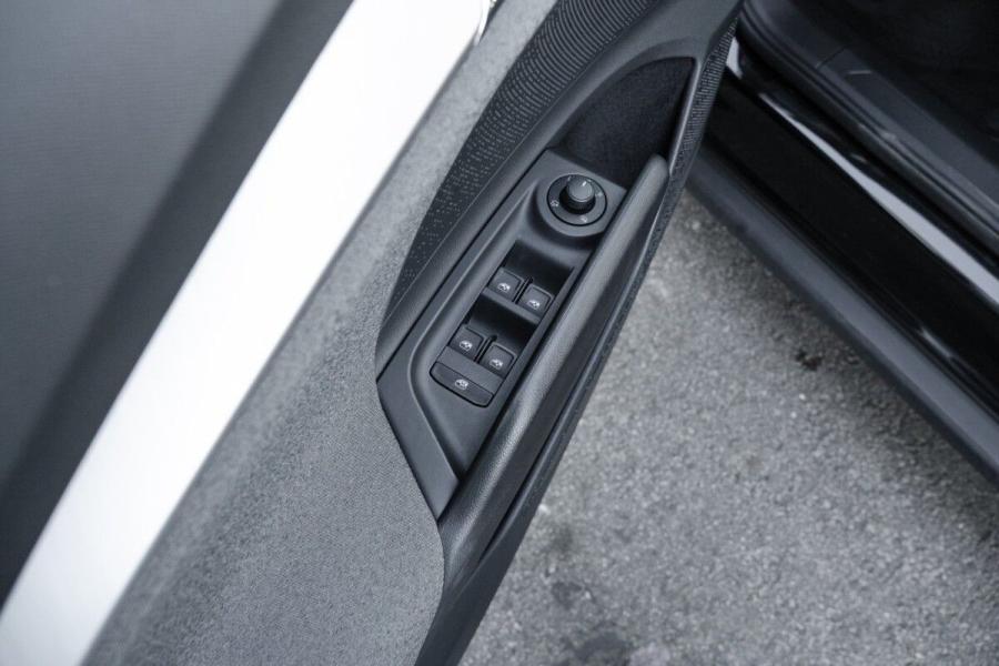 Melns Skoda Enyaq 2023 Rīga, ar dzinēja tilpumu 0.00 L un nobraukumu 102 tūkst. km par 31500 €, foto 12 vietnē AUTOMOTO.COM.LV