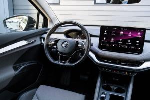 Black Skoda Enyaq 2022 in Jelgava, with an engine capacity of 0.90 L and mileage of 82 thousand km for 28250 €, photo 11 on AUTOMOTO.COM.LV