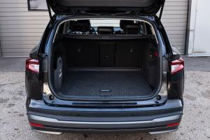 Black Skoda Enyaq 2022 in Jelgava, with an engine capacity of 0.90 L and mileage of 82 thousand km for 28250 €, photo 12 on AUTOMOTO.COM.LV