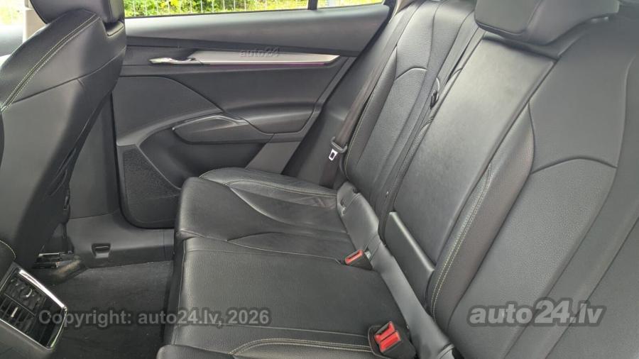 Black Skoda Enyaq 2021 in Tartu, with an engine capacity of 0.00 L and mileage of 247 thousand km for 18900 €, photo 11 on AUTOMOTO.COM.LV