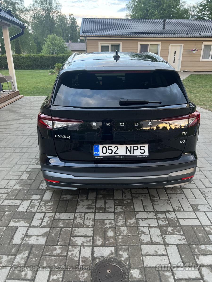 Black Skoda Enyaq 2021 in Tallinn, with an engine capacity of 0.00 L and mileage of 155 thousand km for 28900 €, photo 3 on AUTOMOTO.COM.LV