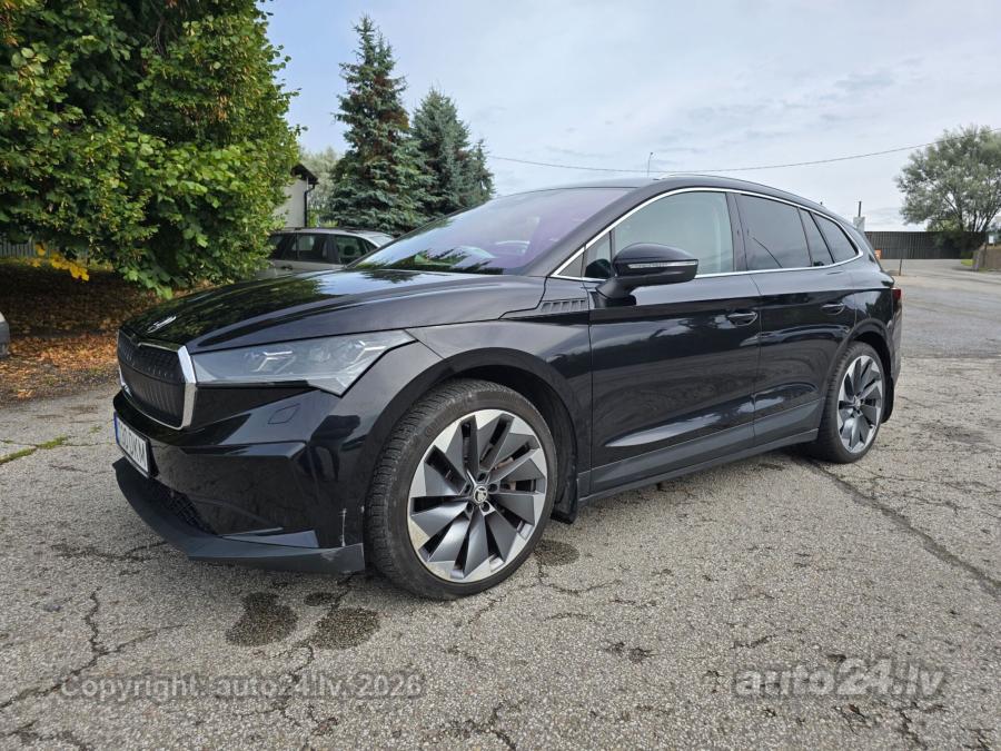 Black Skoda Enyaq 2021 in Tallinn, with an engine capacity of 0.00 L and mileage of 111 thousand km for 29900 €, photo 4 on AUTOMOTO.COM.LV