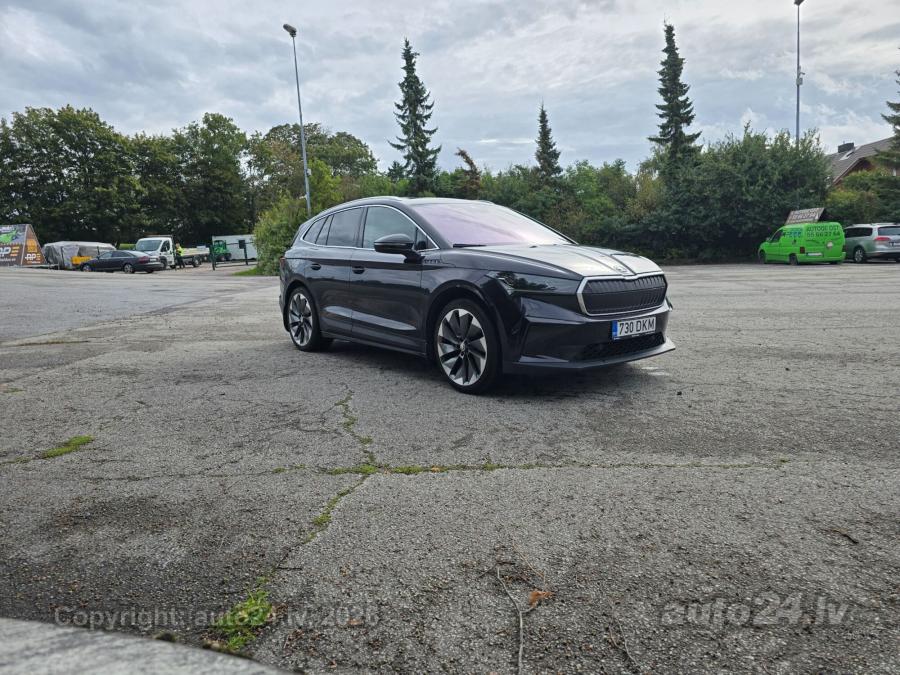 Black Skoda Enyaq 2021 in Tallinn, with an engine capacity of 0.00 L and mileage of 111 thousand km for 29900 €, photo 6 on AUTOMOTO.COM.LV