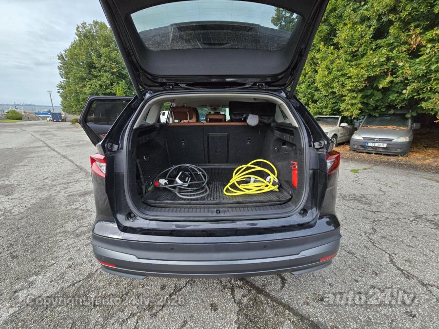 Black Skoda Enyaq 2021 in Tallinn, with an engine capacity of 0.00 L and mileage of 111 thousand km for 29900 €, photo 11 on AUTOMOTO.COM.LV