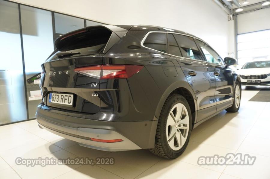 Melns Skoda Enyaq 2022 Tallina, ar dzinēja tilpumu 0.00 L un nobraukumu 112 tūkst. km par 20000 €, foto 3 vietnē AUTOMOTO.COM.LV