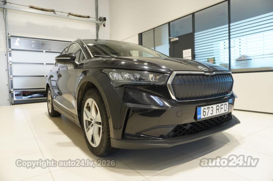 Melns Skoda Enyaq 2022 Tallina, ar dzinēja tilpumu 0.00 L un nobraukumu 112 tūkst. km par 20000 €, foto 4 vietnē AUTOMOTO.COM.LV