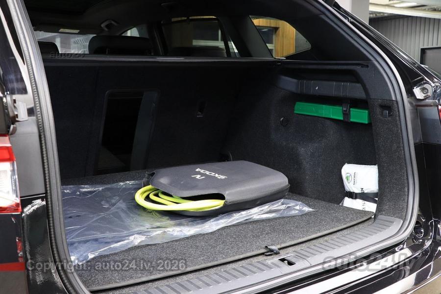 Black Skoda Enyaq 2022 in Tallinn, with an engine capacity of 0.00 L and mileage of 65 thousand km for 35995 €, photo 24 on AUTOMOTO.COM.LV