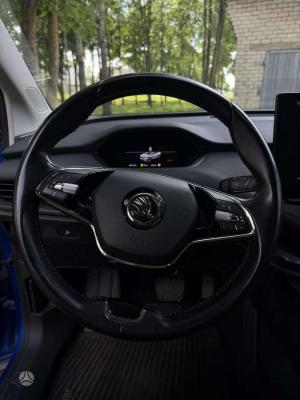 Blue Skoda Enyaq 2021 in Alytus, with an engine capacity of 0.00 L and mileage of 50 thousand km for 18700 €, photo 18 on AUTOMOTO.COM.LV