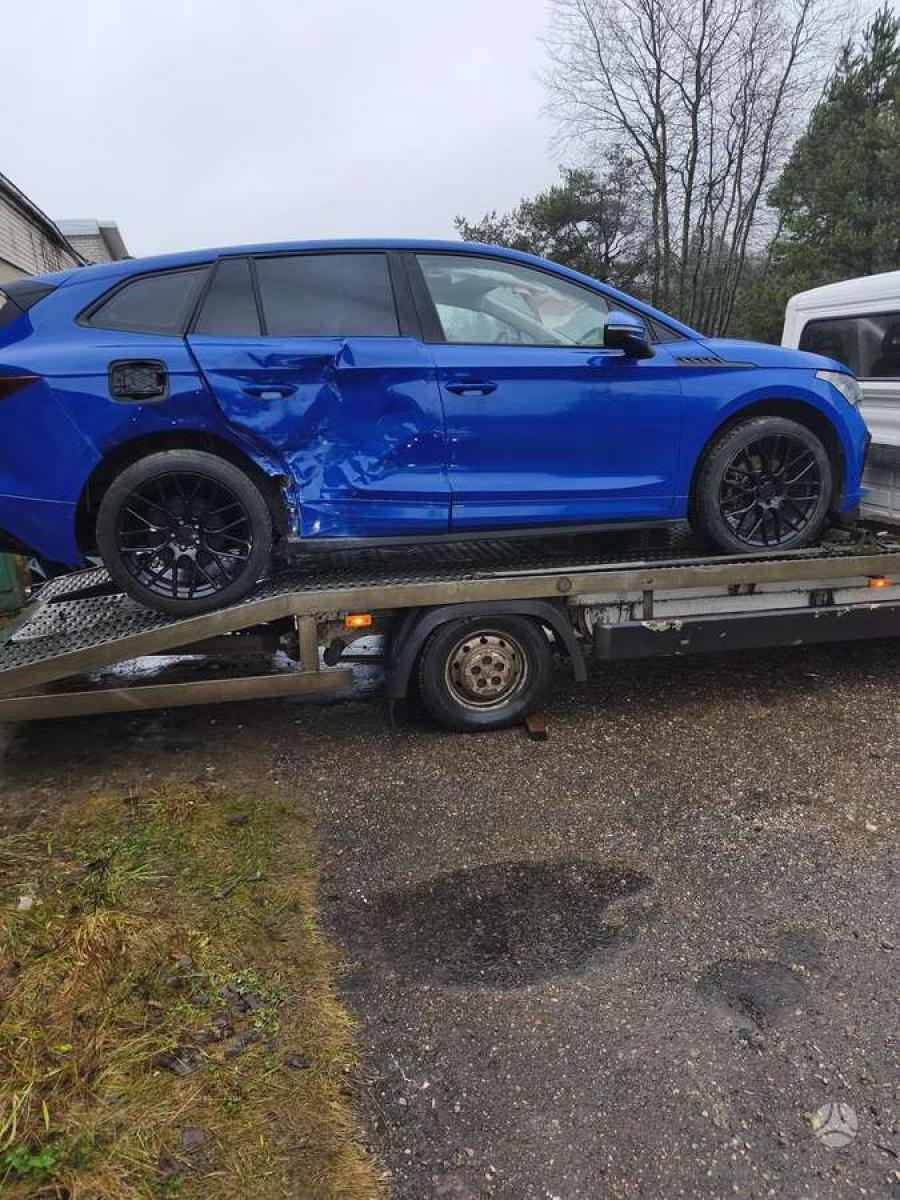 Zils Skoda Enyaq 2022 Jonava, ar dzinēja tilpumu 0.00 L un nobraukumu 53 tūkst. km par 23400 €, foto 24 vietnē AUTOMOTO.COM.LV