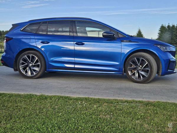 Blue Skoda Enyaq 2023 in Trakai, with an engine capacity of 0.00 L and mileage of 63 thousand km for 29900 €, photo 2 on AUTOMOTO.COM.LV