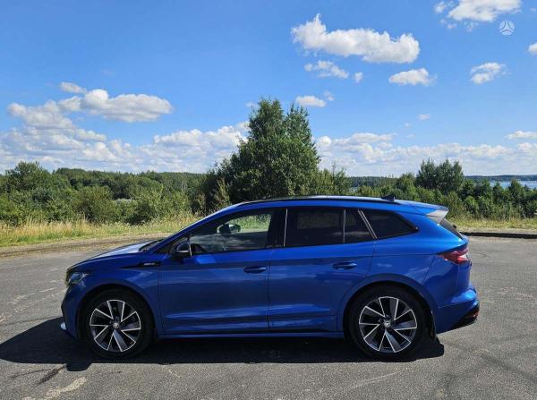 Blue Skoda Enyaq 2023 in Trakai, with an engine capacity of 0.00 L and mileage of 63 thousand km for 29900 €, photo 4 on AUTOMOTO.COM.LV