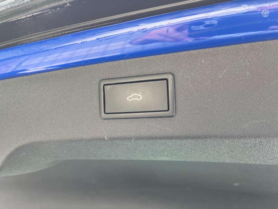 Blue Skoda Enyaq 2023 in Vilnius, with an engine capacity of 0.00 L and mileage of 83 thousand km for 36999 €, photo 24 on AUTOMOTO.COM.LV