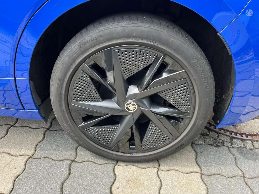 Blue Skoda Enyaq 2023 in Vilnius, with an engine capacity of 0.00 L and mileage of 83 thousand km for 36999 €, photo 30 on AUTOMOTO.COM.LV