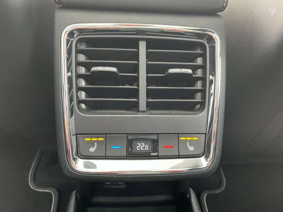 Blue Skoda Enyaq 2023 in Vilnius, with an engine capacity of 0.00 L and mileage of 83 thousand km for 36999 €, photo 37 on AUTOMOTO.COM.LV