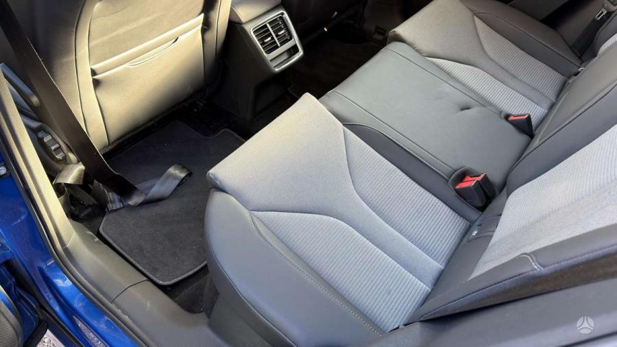 Blue Skoda Enyaq 2025 in Jonava, with an engine capacity of 0.00 L and mileage of 27 thousand km for 21200 €, photo 21 on AUTOMOTO.COM.LV