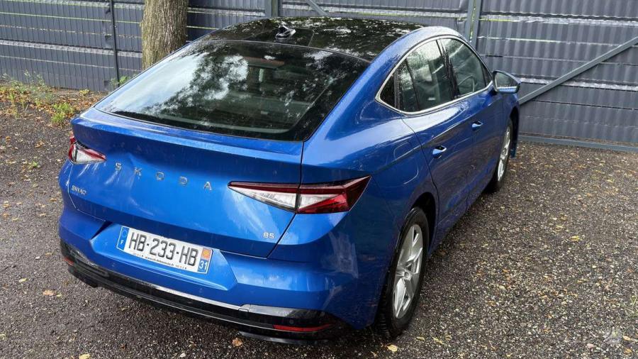 Blue Skoda Enyaq 2025 in Jonava, with an engine capacity of 0.00 L and mileage of 27 thousand km for 21600 €, photo 8 on AUTOMOTO.COM.LV