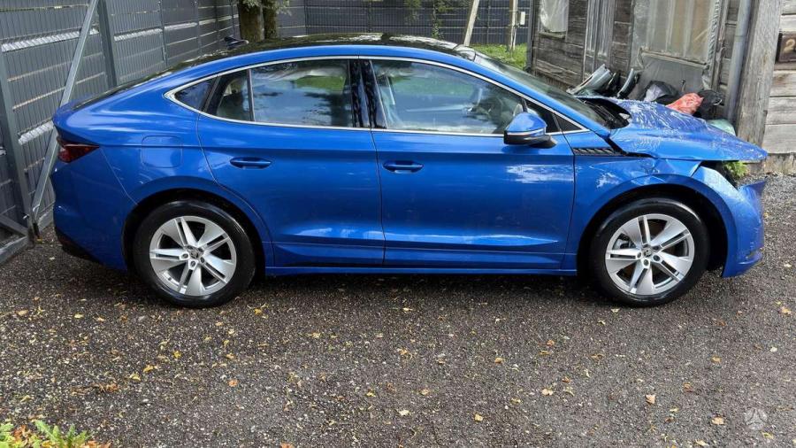 Zils Skoda Enyaq 2025 Jonava, ar dzinēja tilpumu 0.00 L un nobraukumu 27 tūkst. km par 19800 €, foto 17 vietnē AUTOMOTO.COM.LV