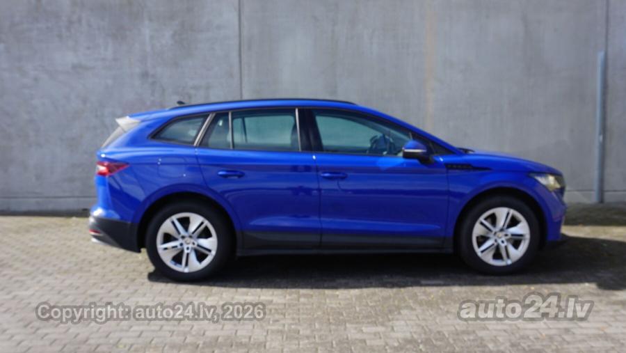 Blue Skoda Enyaq 2024 in Tallinn, with an engine capacity of 0.00 L and mileage of 23 thousand km for 27777 €, photo 5 on AUTOMOTO.COM.LV