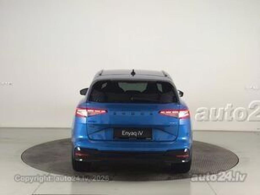 Blue Skoda Enyaq 2025 in Tallinn, with an engine capacity of 0.00 L and mileage of 8 thousand km for 57900 €, photo 5 on AUTOMOTO.COM.LV
