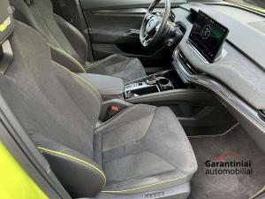 Green Skoda Enyaq 2022 in Vilnius, with an engine capacity of 0.00 L and mileage of 12 thousand km for 39750 €, photo 5 on AUTOMOTO.COM.LV
