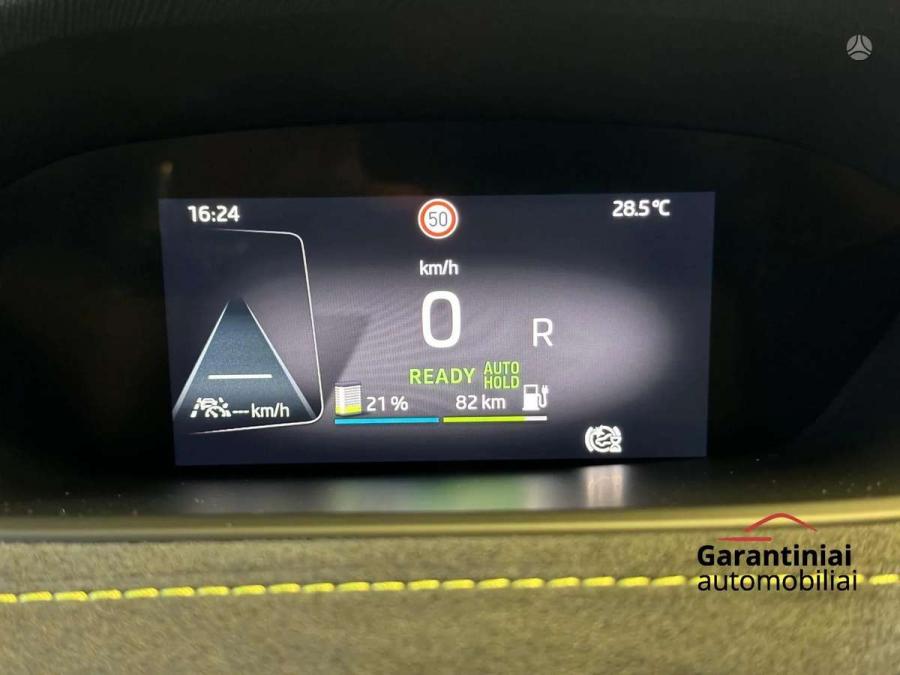 Green Skoda Enyaq 2022 in Vilnius, with an engine capacity of 0.00 L and mileage of 12 thousand km for 39750 €, photo 10 on AUTOMOTO.COM.LV