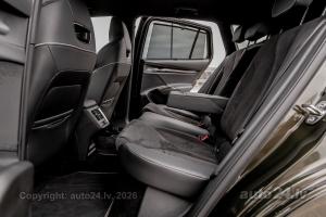 Green Skoda Enyaq 2025 in Parnu, with an engine capacity of 0.00 L and mileage of 15 thousand km for 54500 €, photo 11 on AUTOMOTO.COM.LV