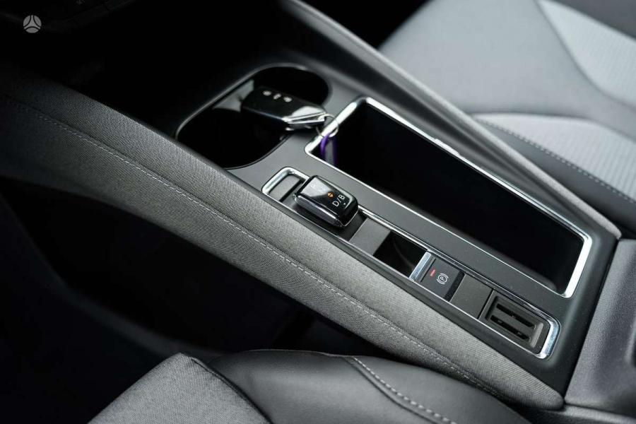 Grey Skoda Enyaq 2021 in Mazeikiai, with an engine capacity of 0.00 L and mileage of 103 thousand km for 18000 €, photo 18 on AUTOMOTO.COM.LV