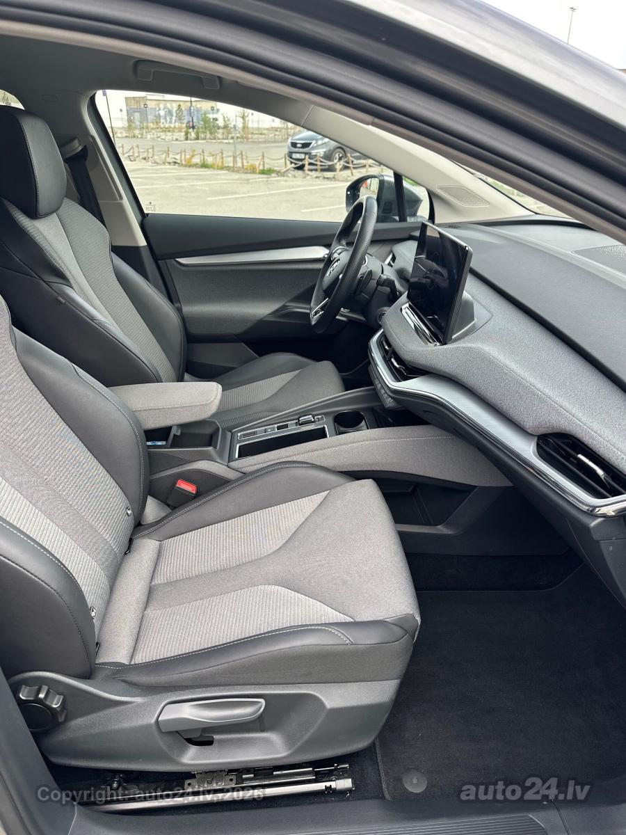 Grey Skoda Enyaq 2023 in Tallinn, with an engine capacity of 0.00 L and mileage of 49 thousand km for 34000 €, photo 10 on AUTOMOTO.COM.LV