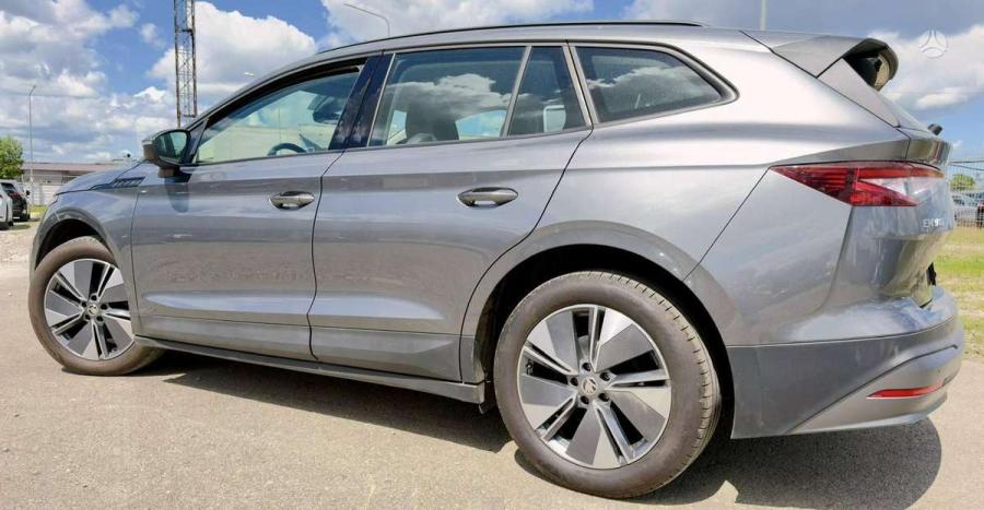 Pelēks Skoda Enyaq 2023 Šauļi, ar dzinēja tilpumu 0.00 L un nobraukumu 88 tūkst. km par 24500 €, foto 4 vietnē AUTOMOTO.COM.LV