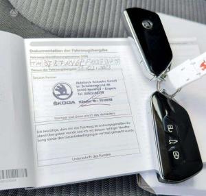Pelēks Skoda Enyaq 2023 Šauļi, ar dzinēja tilpumu 0.00 L un nobraukumu 88 tūkst. km par 24500 €, foto 13 vietnē AUTOMOTO.COM.LV