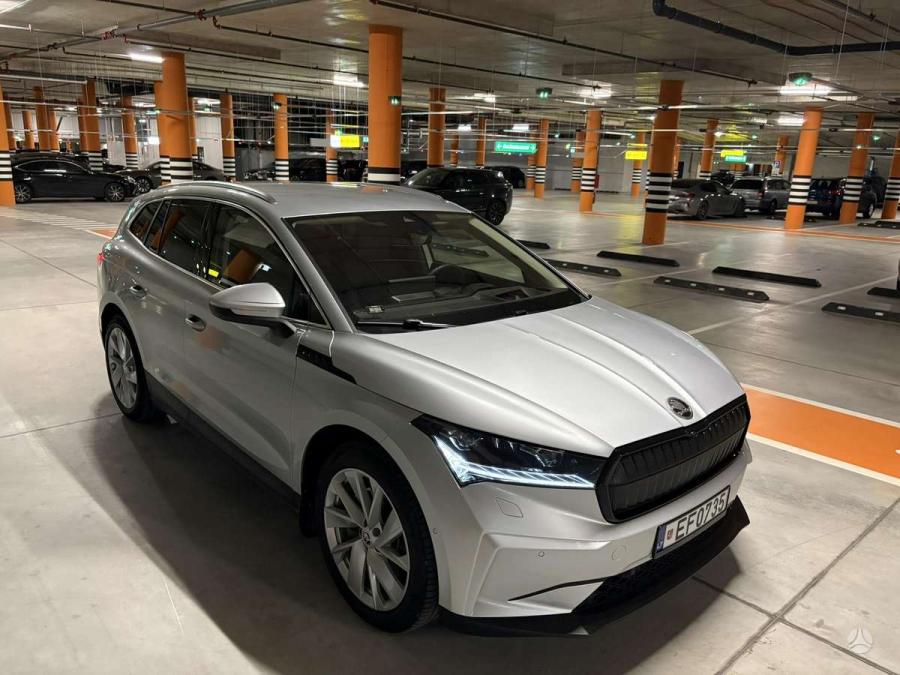 Pelēks Skoda Enyaq 2023 Viļņa, ar dzinēja tilpumu 0.00 L un nobraukumu 67 tūkst. km par 29200 €, foto 1 vietnē AUTOMOTO.COM.LV