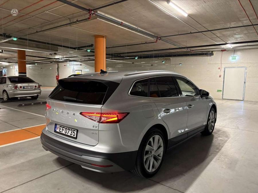 Pelēks Skoda Enyaq 2023 Viļņa, ar dzinēja tilpumu 0.00 L un nobraukumu 67 tūkst. km par 29200 €, foto 52 vietnē AUTOMOTO.COM.LV