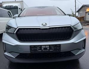 Grey Skoda Enyaq 2023 in Vilnius, with an engine capacity of 0.00 L and mileage of 210 thousand km for 15500 €, photo 3 on AUTOMOTO.COM.LV