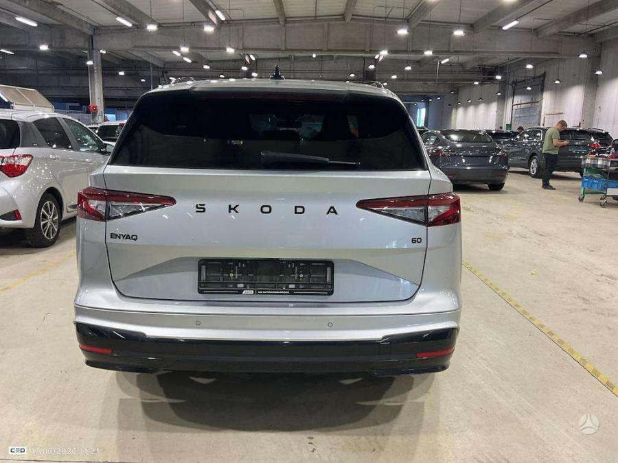 Grey Skoda Enyaq 2024 in Vilnius, with an engine capacity of 0.00 L and mileage of 41 thousand km for 38590 €, photo 6 on AUTOMOTO.COM.LV