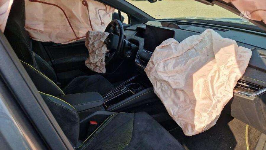 Pelēks Skoda Enyaq 2024 Klaipėda, ar dzinēja tilpumu 0.00 L un nobraukumu 44 tūkst. km par 19500 €, foto 9 vietnē AUTOMOTO.COM.LV