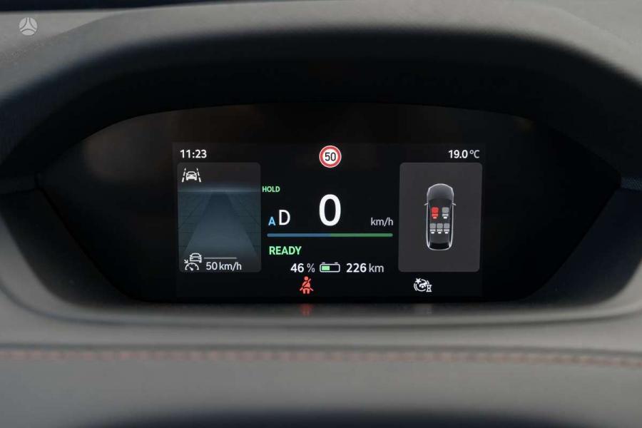 Grey Skoda Enyaq 2024 in Vilnius, with an engine capacity of 0.00 L and mileage of 34 thousand km for 38500 €, photo 20 on AUTOMOTO.COM.LV