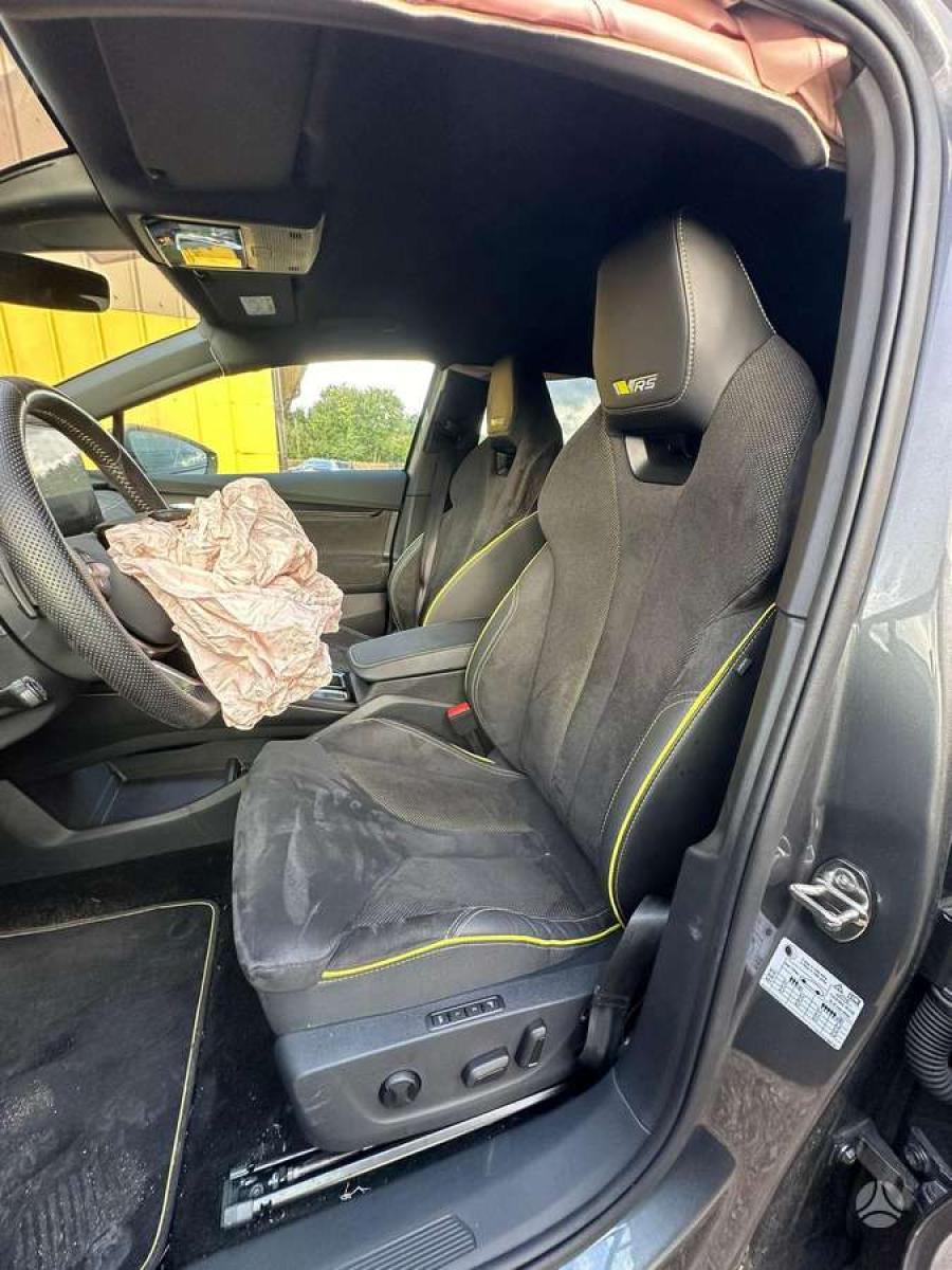Pelēks Skoda Enyaq 2024 Klaipėda, ar dzinēja tilpumu 0.00 L un nobraukumu 44 tūkst. km par 18900 €, foto 9 vietnē AUTOMOTO.COM.LV
