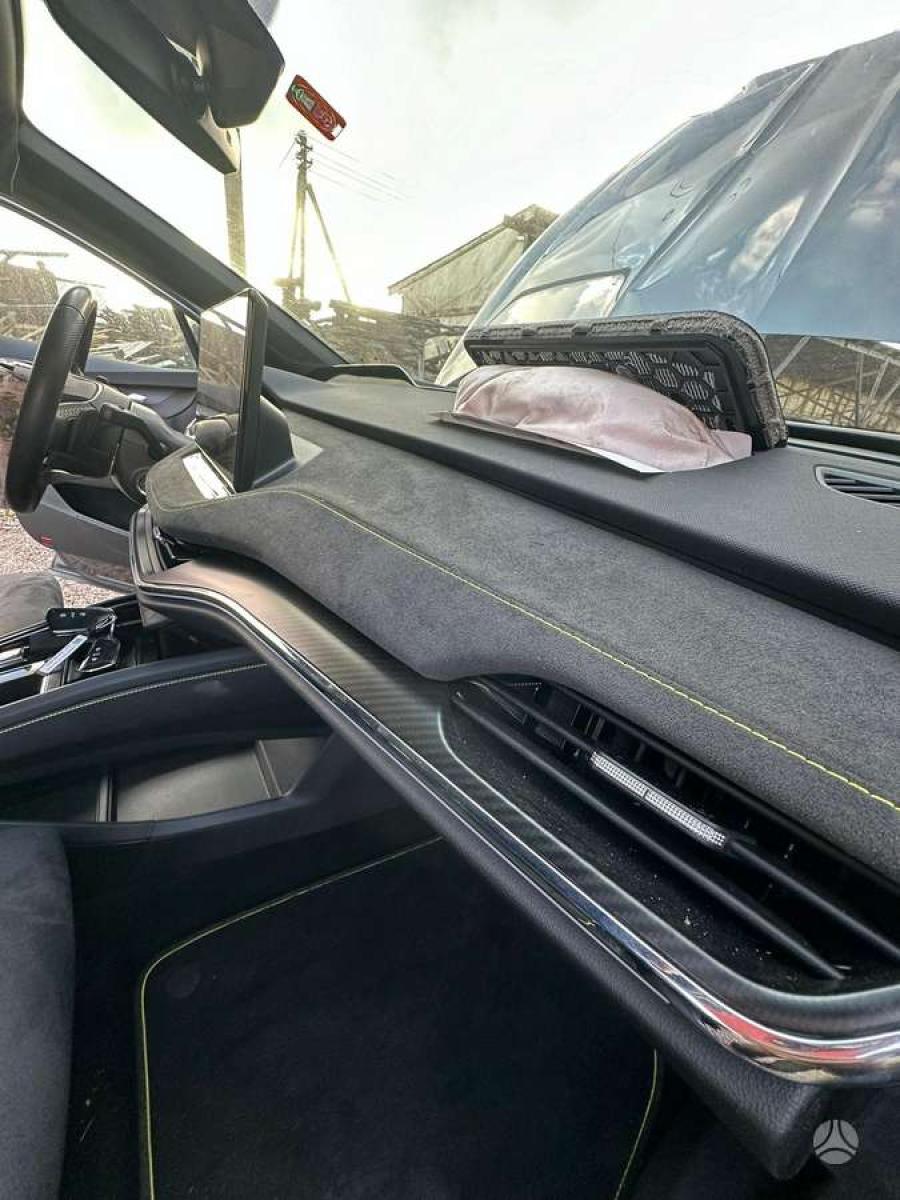 Pelēks Skoda Enyaq 2024 Klaipėda, ar dzinēja tilpumu 0.00 L un nobraukumu 44 tūkst. km par 18900 €, foto 22 vietnē AUTOMOTO.COM.LV