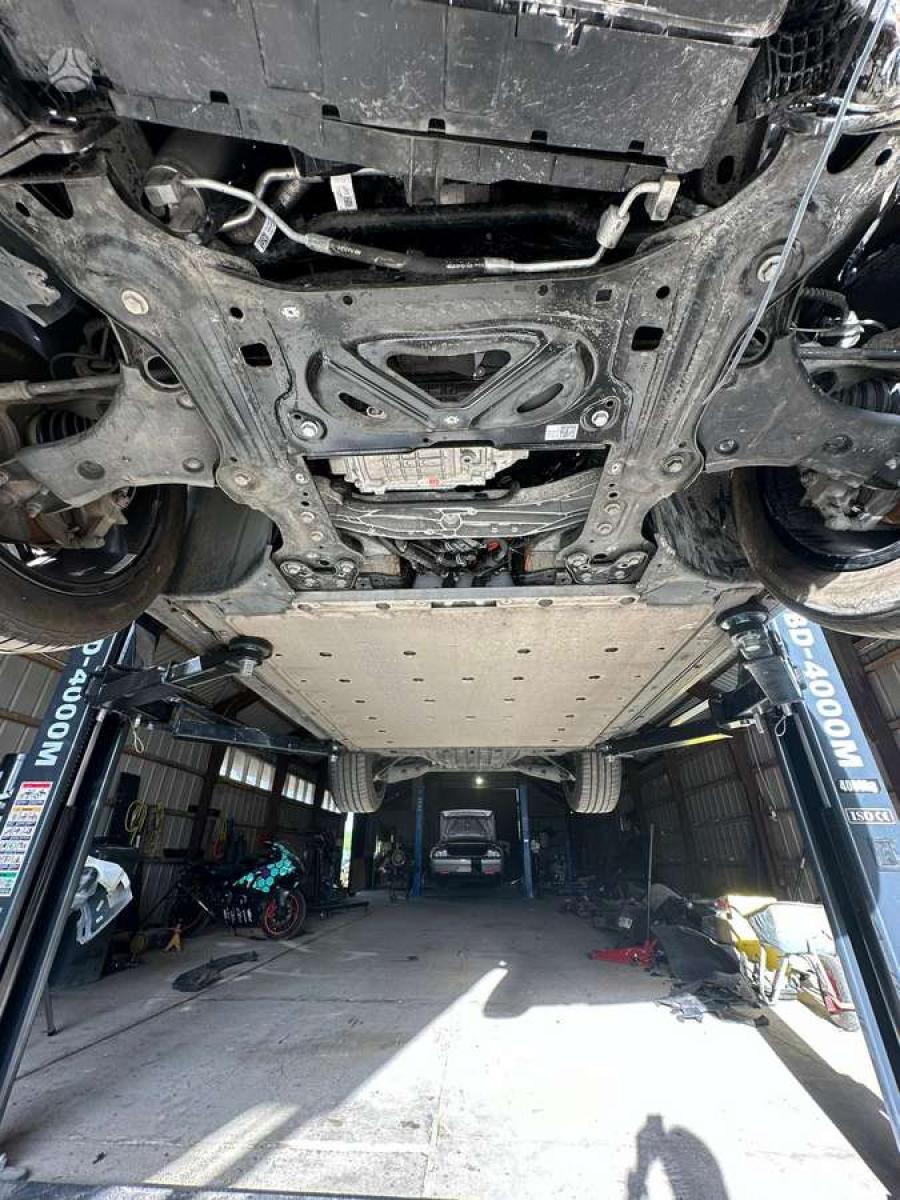 Pelēks Skoda Enyaq 2024 Klaipėda, ar dzinēja tilpumu 0.00 L un nobraukumu 44 tūkst. km par 18900 €, foto 30 vietnē AUTOMOTO.COM.LV
