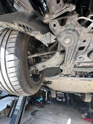 Pelēks Skoda Enyaq 2024 Klaipėda, ar dzinēja tilpumu 0.00 L un nobraukumu 44 tūkst. km par 18900 €, foto 32 vietnē AUTOMOTO.COM.LV