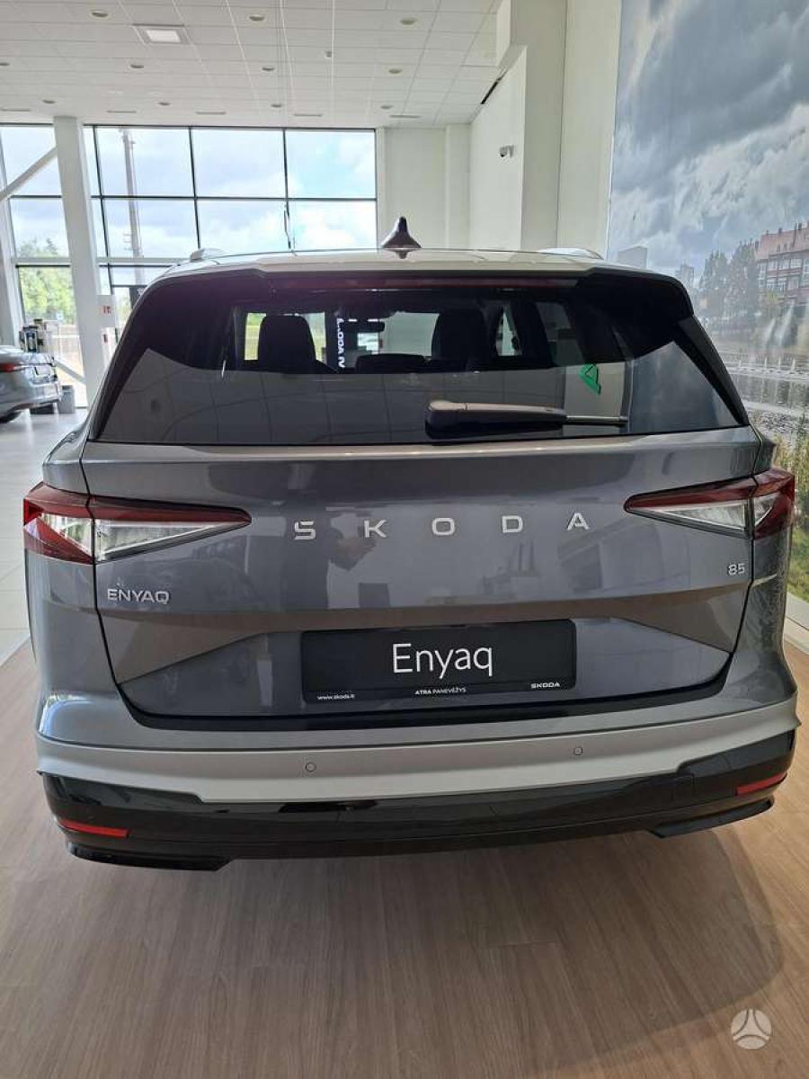 Grey Skoda Enyaq 2026 in Panevezys, with an engine capacity of 0.00 L and mileage of 0 thousand km for 48990 €, photo 7 on AUTOMOTO.COM.LV