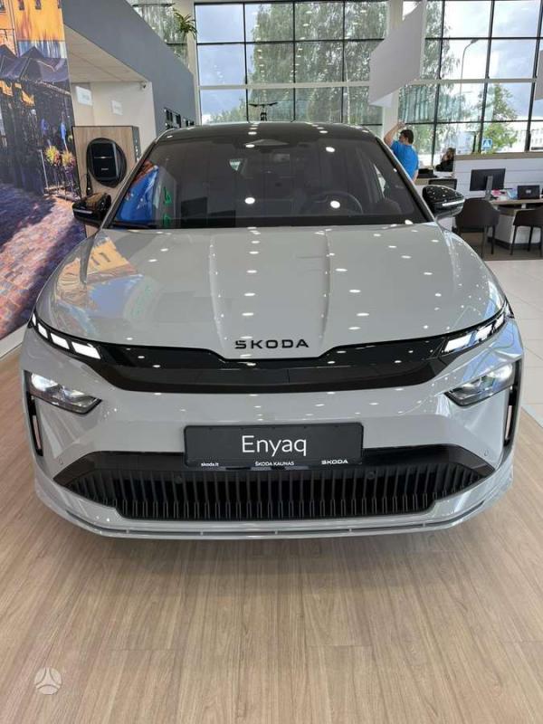 Серый Шкода Enyaq 2026 в Каунас, объемом двигателя 0.00 л и пробегом 0 тыс. км за 59990 €, фото 3 на AUTOMOTO.COM.LV