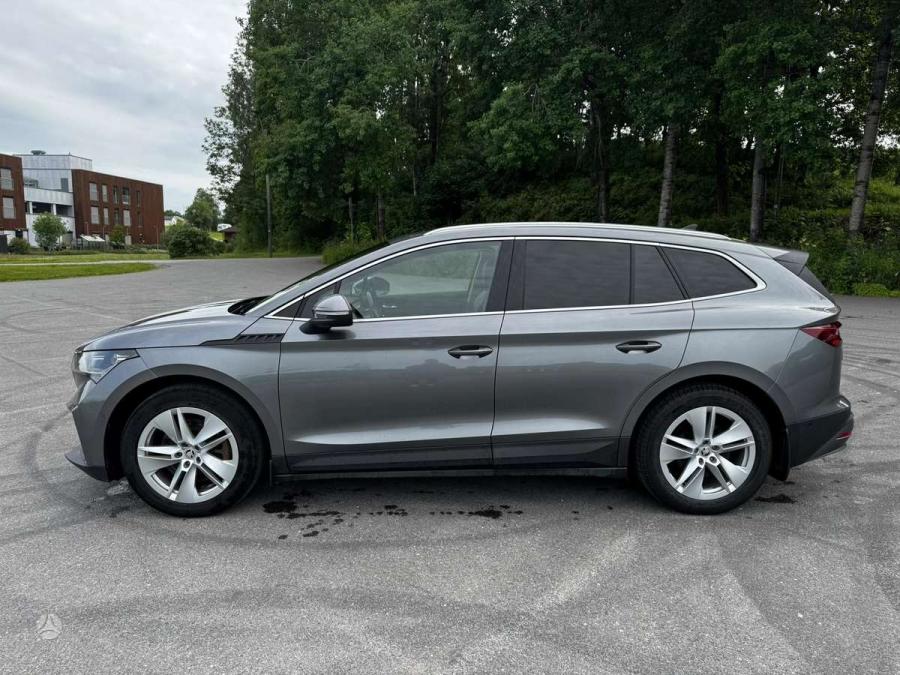 Grey Skoda Enyaq 2023 in Vilnius, with an engine capacity of 0.00 L and mileage of 210 thousand km for 22950 €, photo 3 on AUTOMOTO.COM.LV
