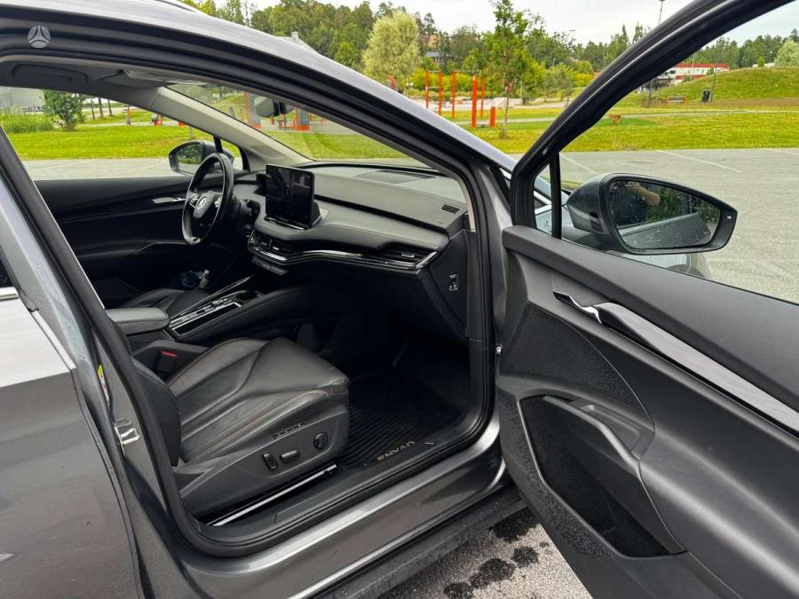 Grey Skoda Enyaq 2023 in Vilnius, with an engine capacity of 0.00 L and mileage of 210 thousand km for 22950 €, photo 9 on AUTOMOTO.COM.LV