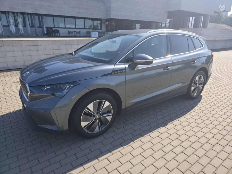 Pelēks Skoda Enyaq 2025 Viļņa, ar dzinēja tilpumu 0.00 L un nobraukumu 20 tūkst. km par 32900 €, foto 1 vietnē AUTOMOTO.COM.LV