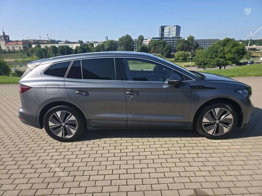 Pelēks Skoda Enyaq 2025 Viļņa, ar dzinēja tilpumu 0.00 L un nobraukumu 20 tūkst. km par 32900 €, foto 9 vietnē AUTOMOTO.COM.LV