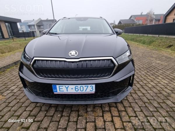 Melns Skoda Enyaq iV 2021 Rīga, ar dzinēja tilpumu 0.00 L un nobraukumu 45 tūkst. km par 22900 €, foto 2 vietnē AUTOMOTO.COM.LV