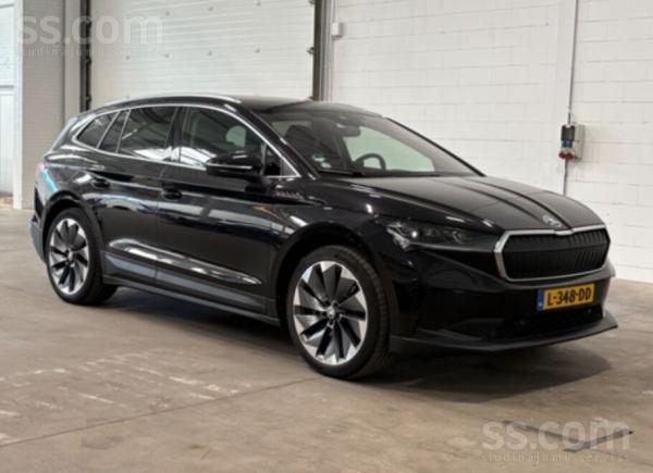 Black Skoda Enyaq iV 2021 in Riga, with an engine capacity of 0.00 L and mileage of 118 thousand km for 27990 €, photo 2 on AUTOMOTO.COM.LV
