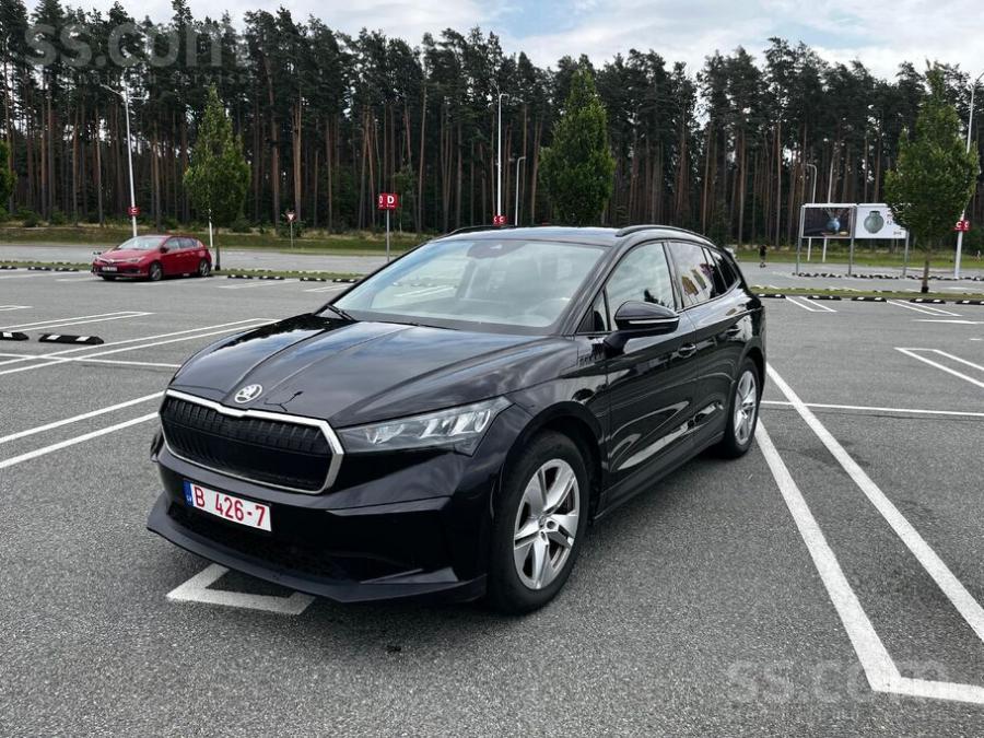 Черный Шкода Enyaq iV 2021 в Рига, объемом двигателя 0.00 л и пробегом 65 тыс. км за 23500 €, фото 1 на AUTOMOTO.COM.LV